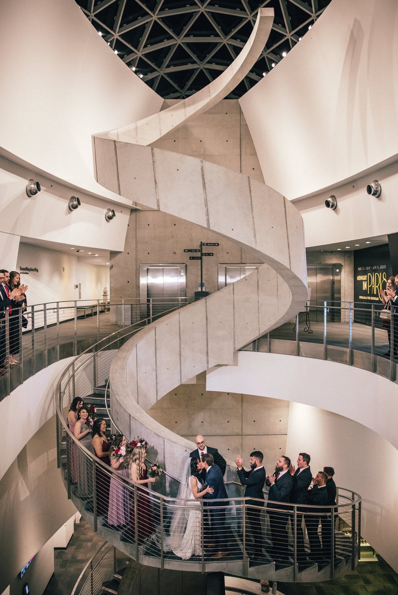 The Dali Museum Wedding - Rosy & Shaun Photography